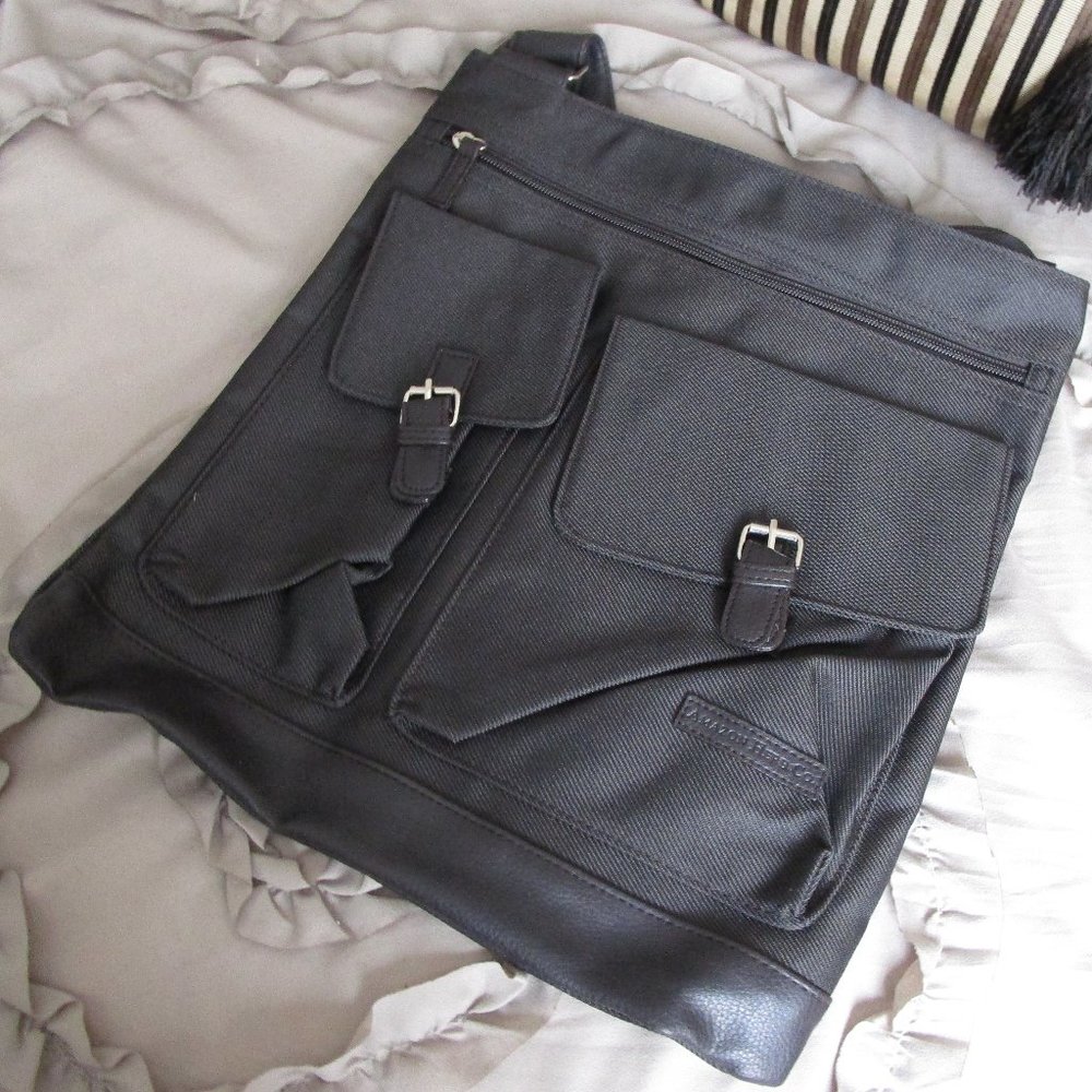 Crossbody Canvas Paperboy Bag - Gem